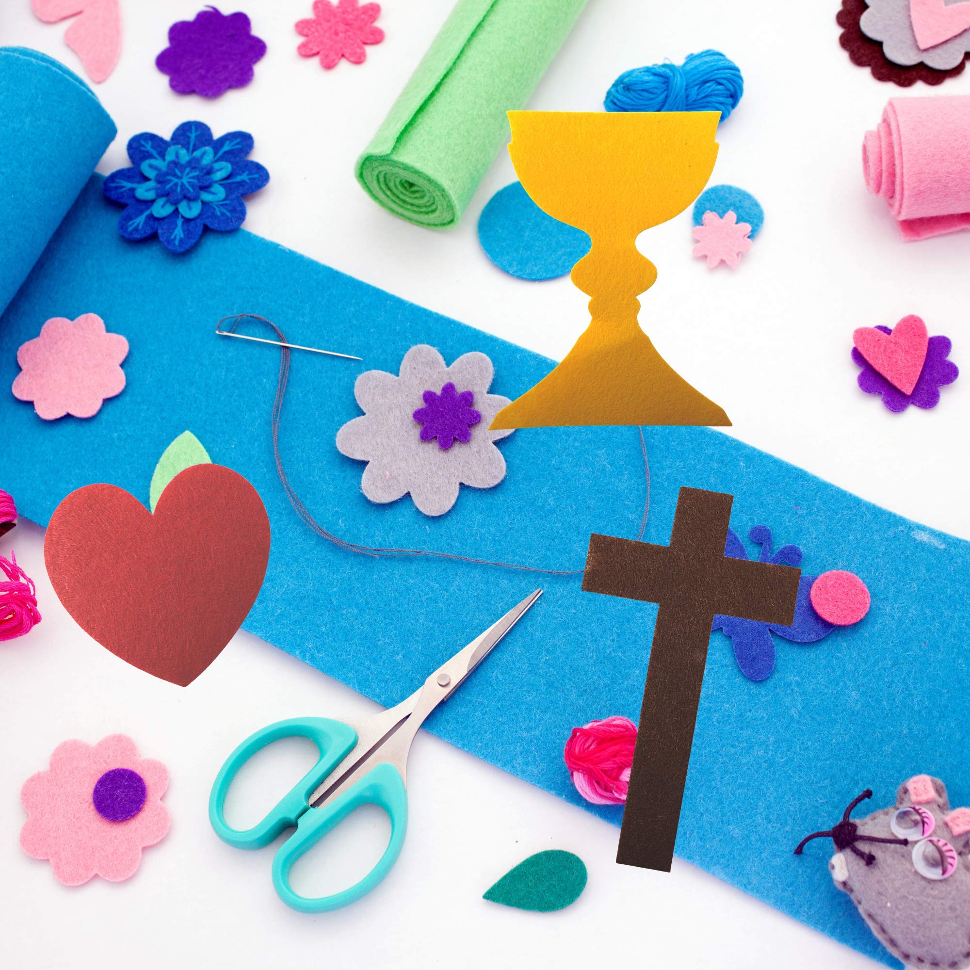 First Communion Banner Kit Arts and Crafts for Catholic Children, DIY Sunday School Church Activity with Felt and Glitter Pens, 16 Inch