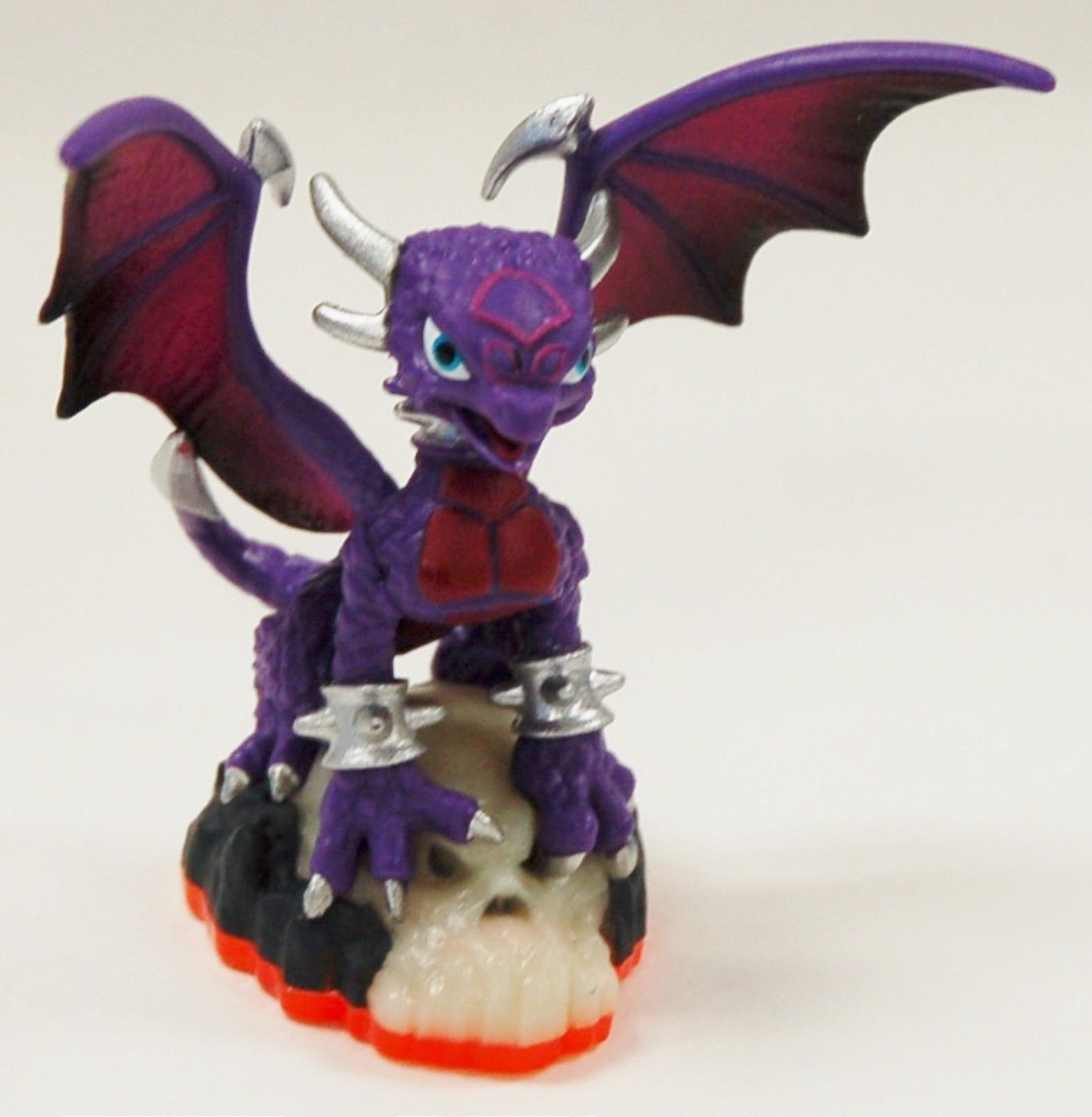 Skylanders Giants: Series 2 Cynder - New In Bulk Packaging