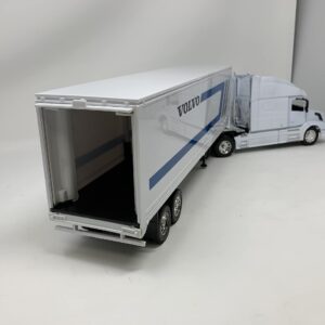 New-Ray Volvo Tractor and Trailer VN-780 1/32 Scale Pre-Built Model Semi Truck White