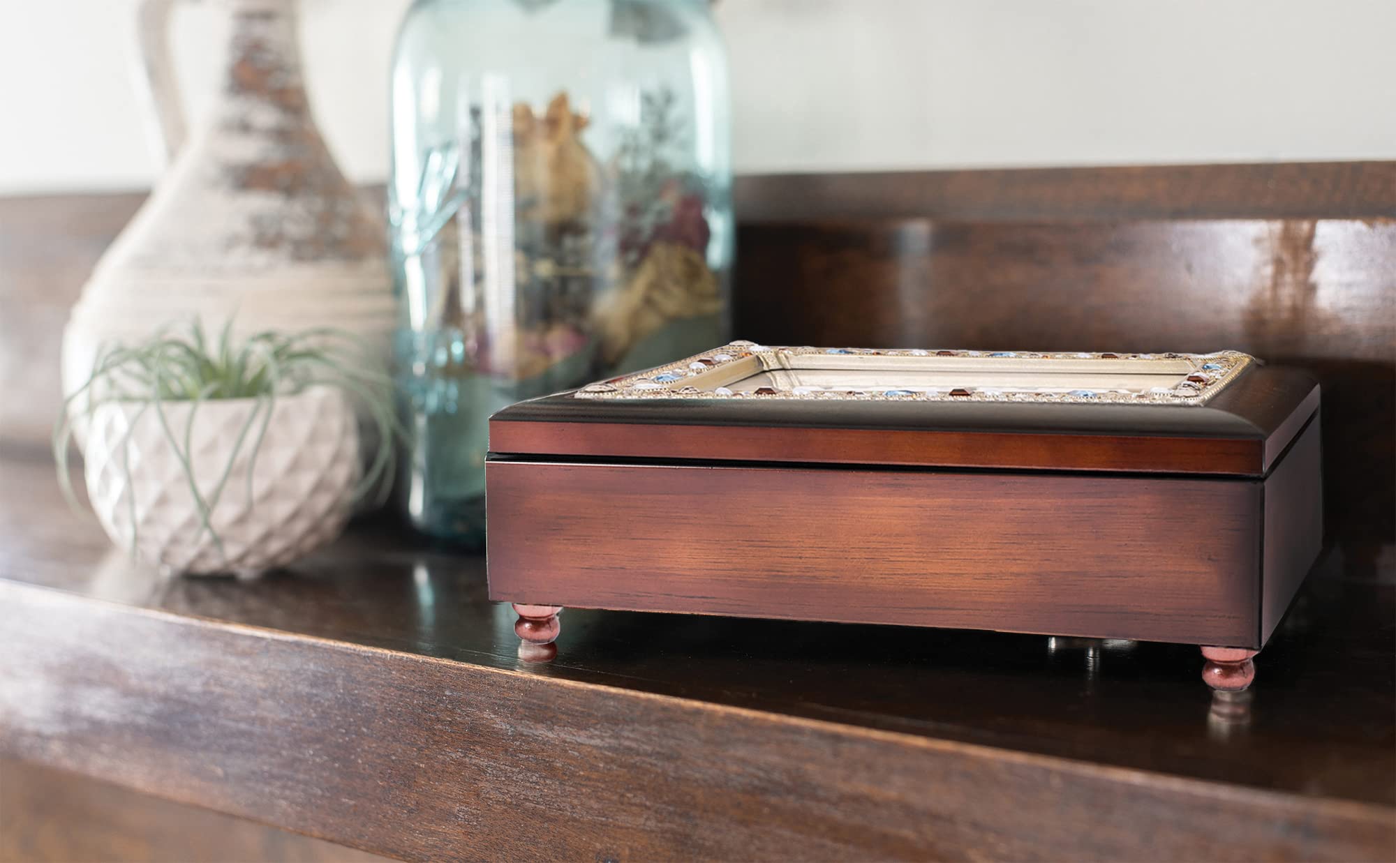 Cottage Garden Friendship Life's Gift Woodgrain Jeweled Music Box Plays What Friends are for