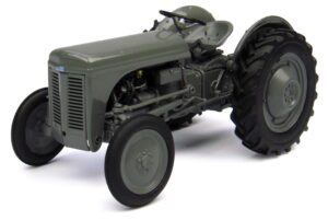 uni4189 universal hobbies - ferguson tea 20 tractor - diecast construction by b2b replicas