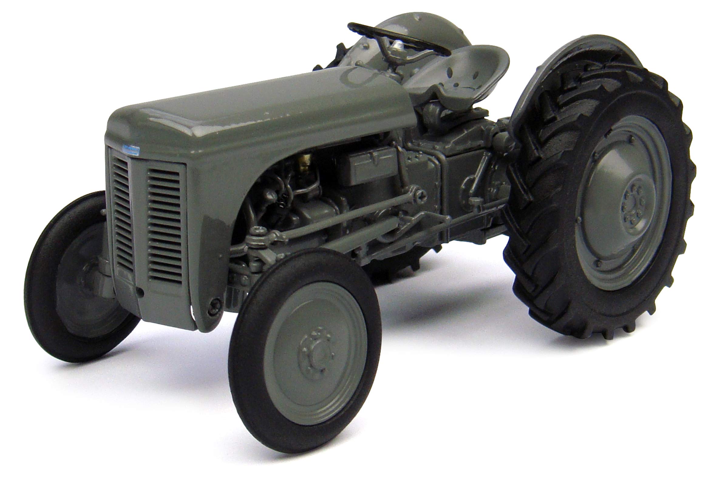 UNI4189 UNIVERSAL HOBBIES - Ferguson TEA 20 Tractor - Diecast construction by B2B Replicas