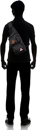 le coq sportif(ルコックスポルティフ) Crale Body Bag Large, Black (Black 19-3911tcx)