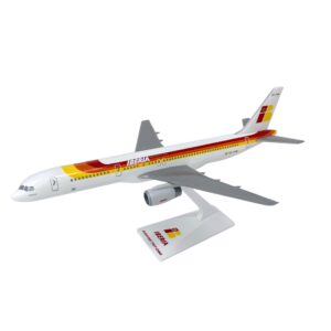 Flight Miniatures Iberia Boeing 757-200 Airplane Miniature Model Snap Fit 1:200 Part# ABO-75720H-031