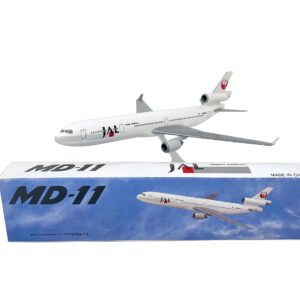 Flight Miniatures Japan Airlines (89-03) MD-11 1:200 Scale - Plastic Snap-Fit Model Airplane - Collectible Replica of Japan Airlines Aircraft Part# AMD-01100H-016