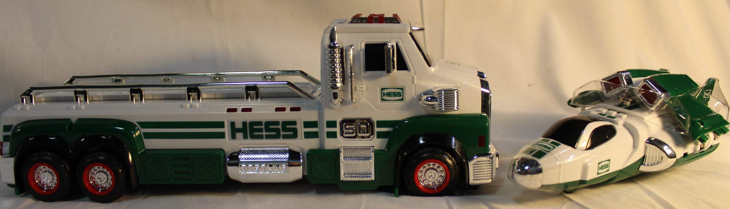 2014 Hess Toy Truck and Space Cruiser with Scout