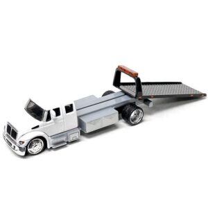 International DuraStar Flatbed Truck White Elite Transport Series 1/64 Diecast Model 15176