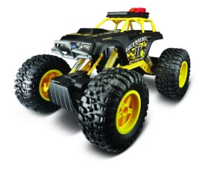 maisto r/c 2.4 ghz (8-player) rock crawler 3xl radio control vehicle with 6.4v lithium-ion battery and charger included (colors may vary)