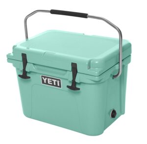 yeti roadie 20 cooler, seafoam