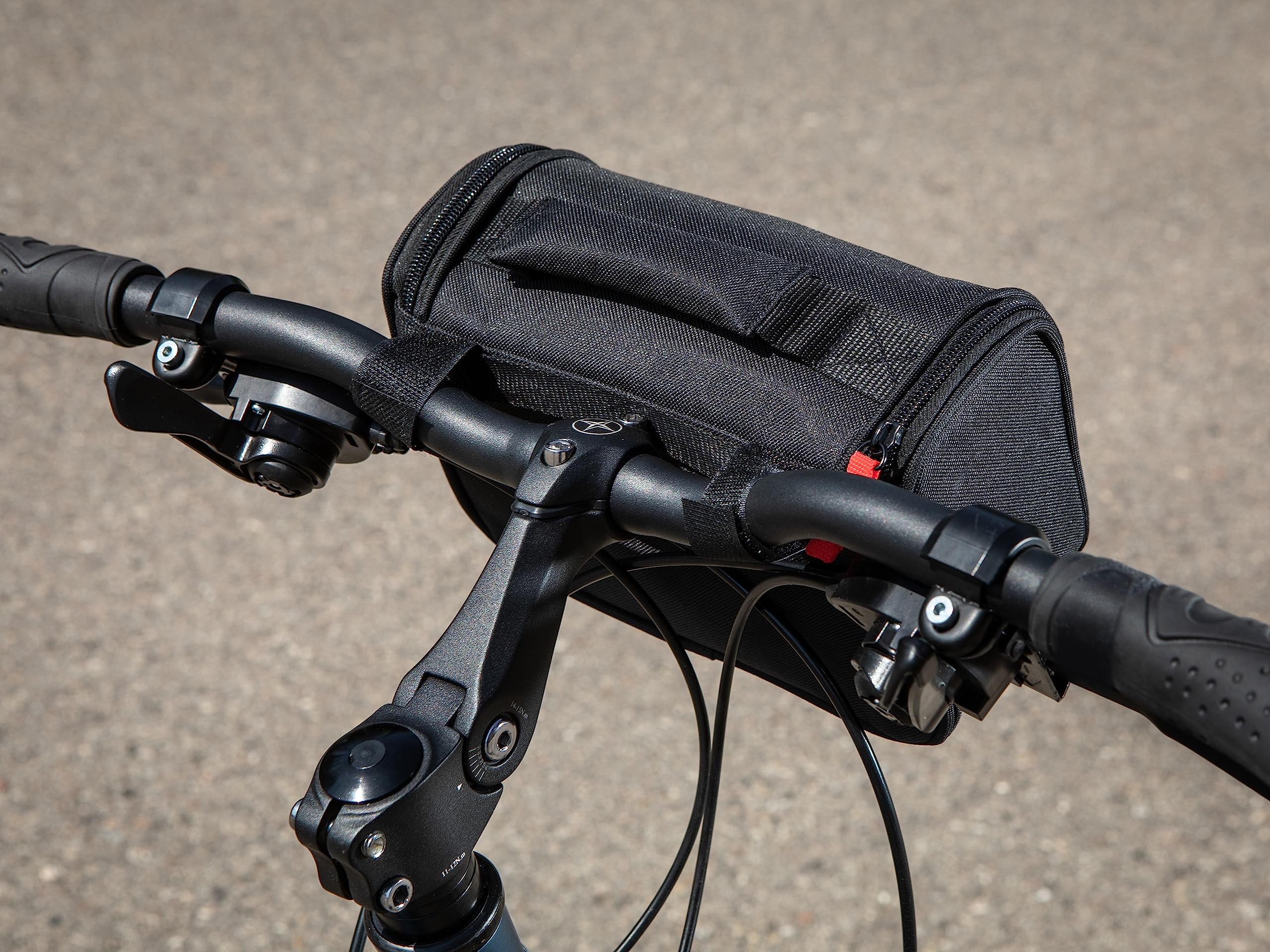 Schwinn Bike Handlebar Bag, Easy to Install, Front Bag Mounted Bicycle Accessories, Waterproof and Zippered, Black