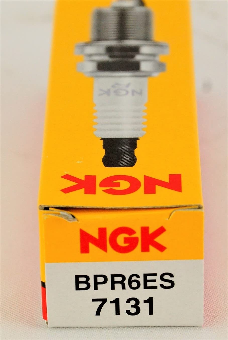 New NGK Standard Spark Plug BPR6ES, 7131 Set of 4 Spark Plugs