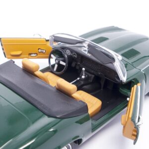 ROAD SIGNATURE 92608 Scale 1:18 1971 Jaguar E-Type, Green