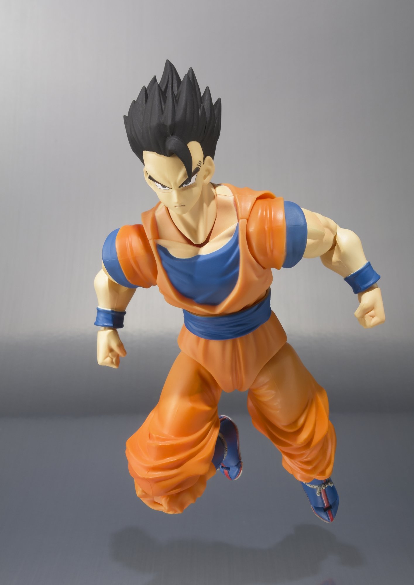 TAMASHII NATIONS Bandai S.H.Figuarts Ultimate Son Gohan Dragon Ball Z Action Figure