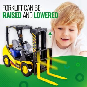 WolVolk 6-Channel Electric Remote Control Forklift - Functional RC Lighted Fork Lift Toy w/Pallet, Barrel, Rechargeable Batteries & Charger - Pretend Construction Playset for Kids