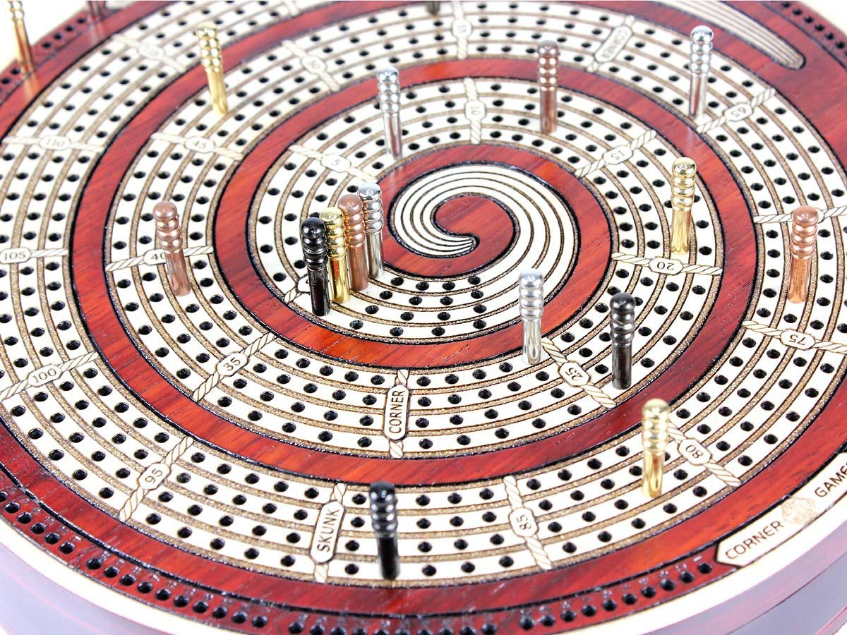 House of Cribbage - Cribbage Board Spiral Design Round Shape 4 Tracks Bloodwood/Maple with Place for Skunks, Corners & Won Games