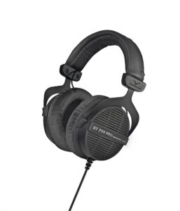 beyerdynamic dt 990 pro 250 ohm - limited edition (black, straight cable)