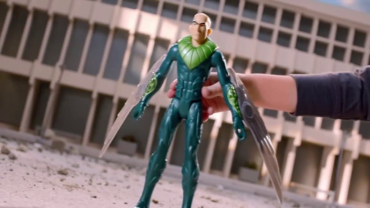 Spider-Man Ultimate Spider-Man vs. The Sinister Six: Titan Hero Series Marvel’s Vulture