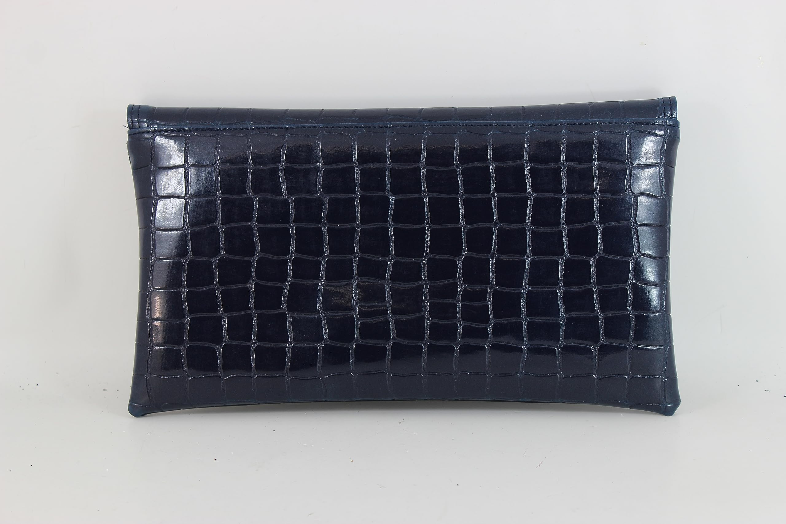 LONI Womens Neat envelope patent croc clutch bag in Black