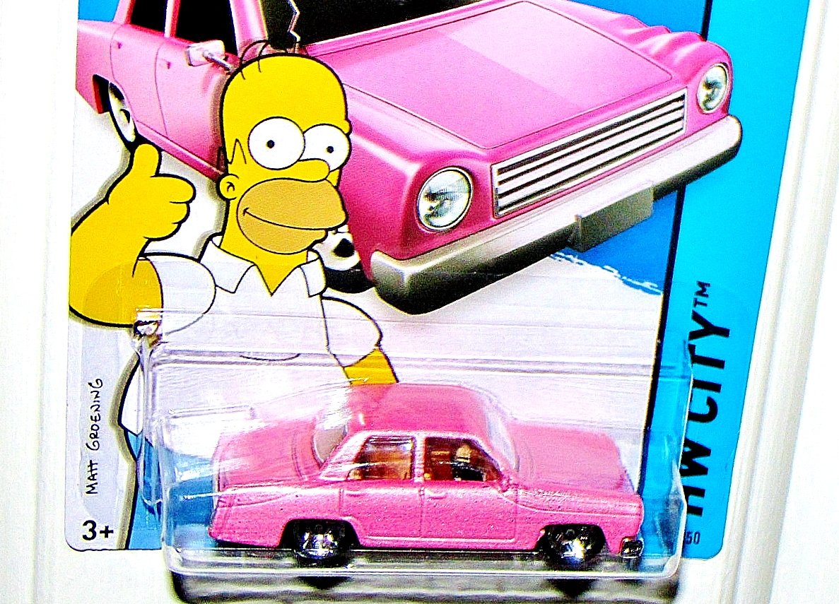 Hot Wheels 2015 HW City The Simpsons Family Car 56/250, Pink