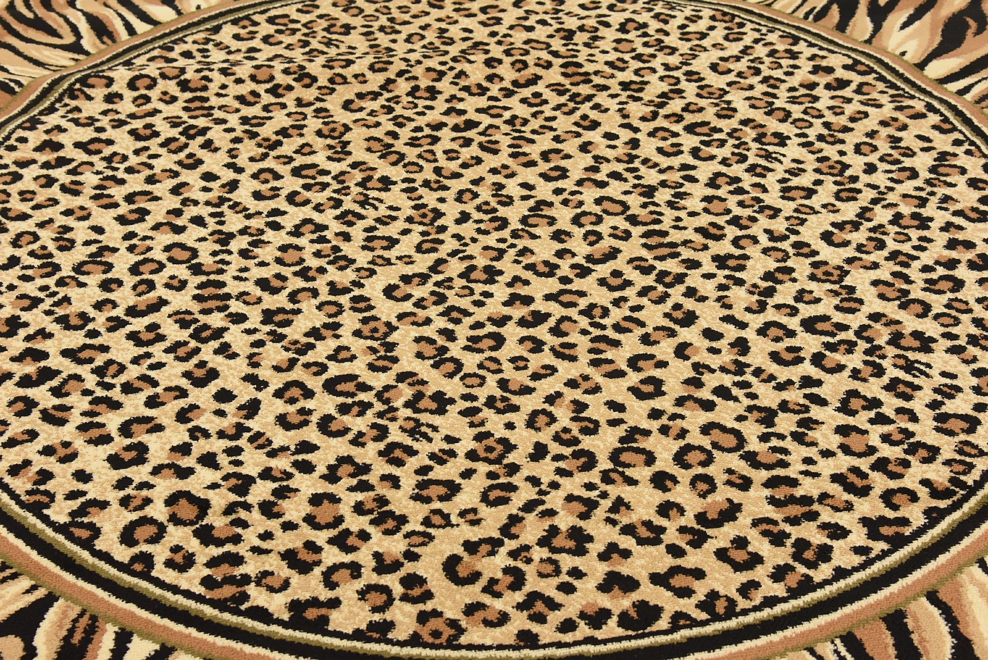 Unique Loom Wildlife Collection Animal Inspired with Cheetah Bordered Design Area Rug, 8 ft, Ivory/Black