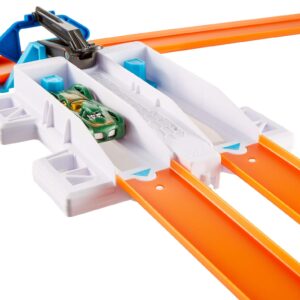 Hot Wheels Track Builder 2-Lane Launcher Playset