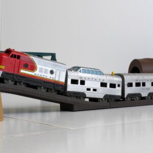 LEC USA 1950 Santa Fe Super Chief F7 EMD Battery Operated Train Set