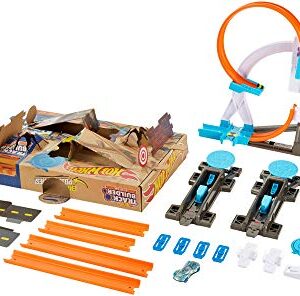 Hot Wheels DLF28 Track Builder System Stunt Kit Playset [Amazon Exclusive]