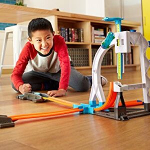 Hot Wheels DLF28 Track Builder System Stunt Kit Playset [Amazon Exclusive]