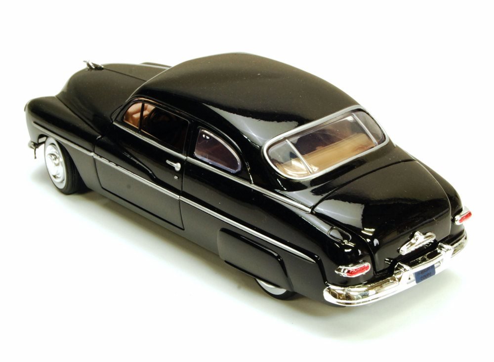 1949 Mercury Eight Coupe, Black - Motormax 73225-1/24 Scale Diecast Model Toy Car