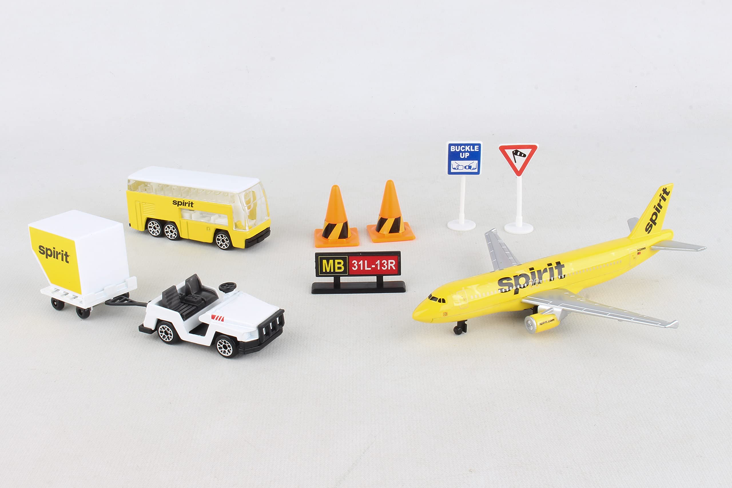 Daron Spirit Airlines Airport Playset with Die-Cast Metal Model Airplane with Plastic Parts, Cars and Transportation Toys for Kids Ages 3+