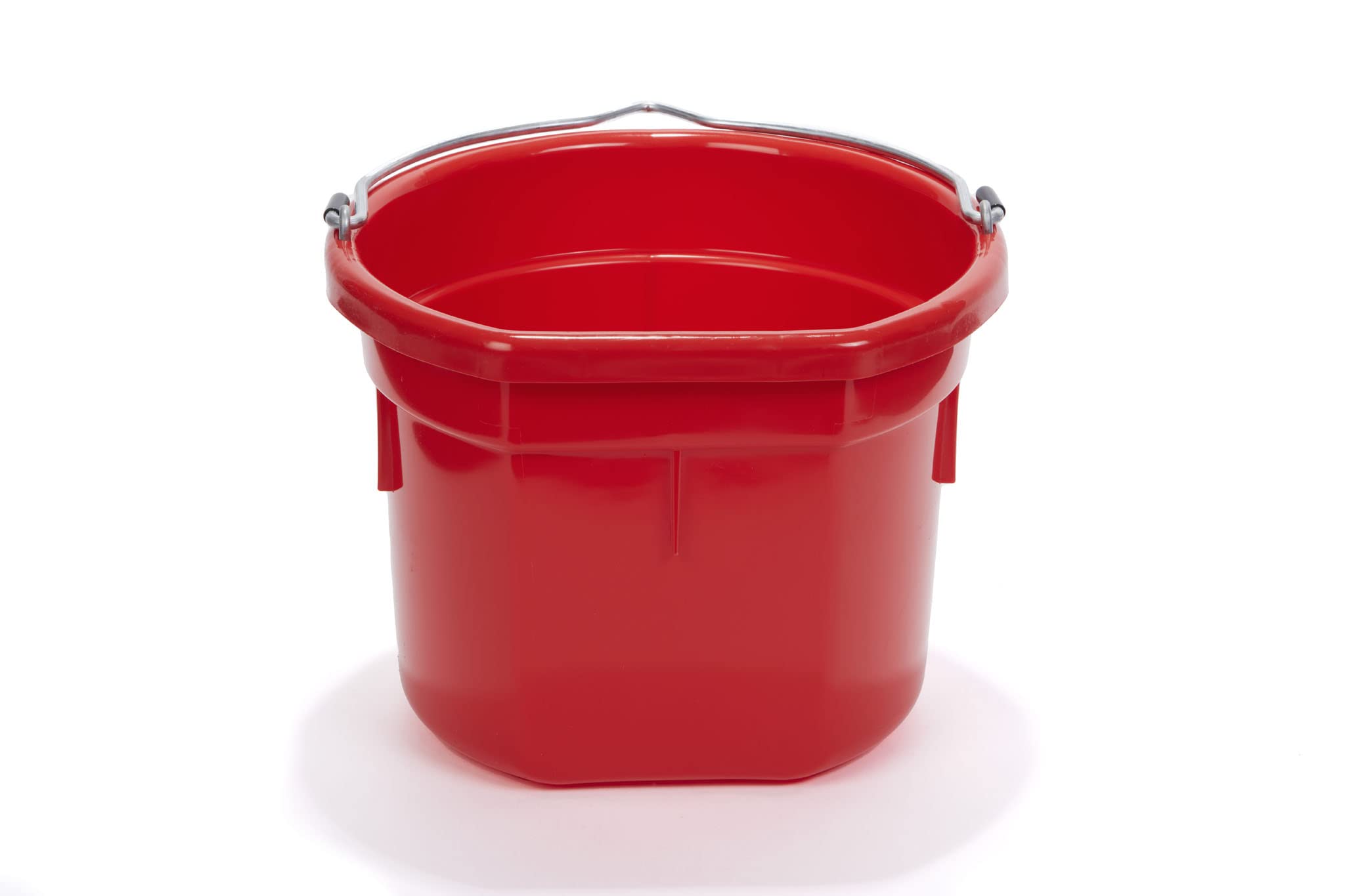 Little Giant® Flat Back Plastic Animal Feed Bucket | Animal Feed Bucket with Metal Handle | Horse Feed & Water Bucket | 8 Quarts | Red