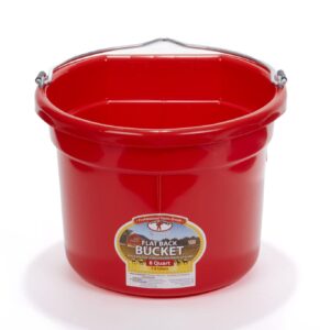 Little Giant® Flat Back Plastic Animal Feed Bucket | Animal Feed Bucket with Metal Handle | Horse Feed & Water Bucket | 8 Quarts | Red