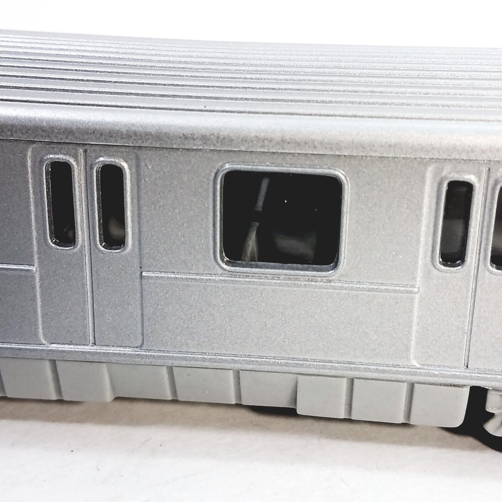 METRO Diecast Model Subway Train 7"