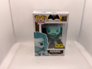 funko dc batman v superman: dawn of justice funko pop! heroes aquaman exclusive vinyl figure #87 [aqua version]