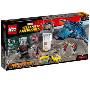 LEGO Super Heroes Super Hero Airport Battle 76051