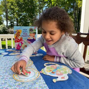 eeBoo: Tea Party Spinner Game, Develops Patience and Social Skills for Children, 2 to 4 Players, 15 to 30 Minute Play Time, for Ages 3 and up