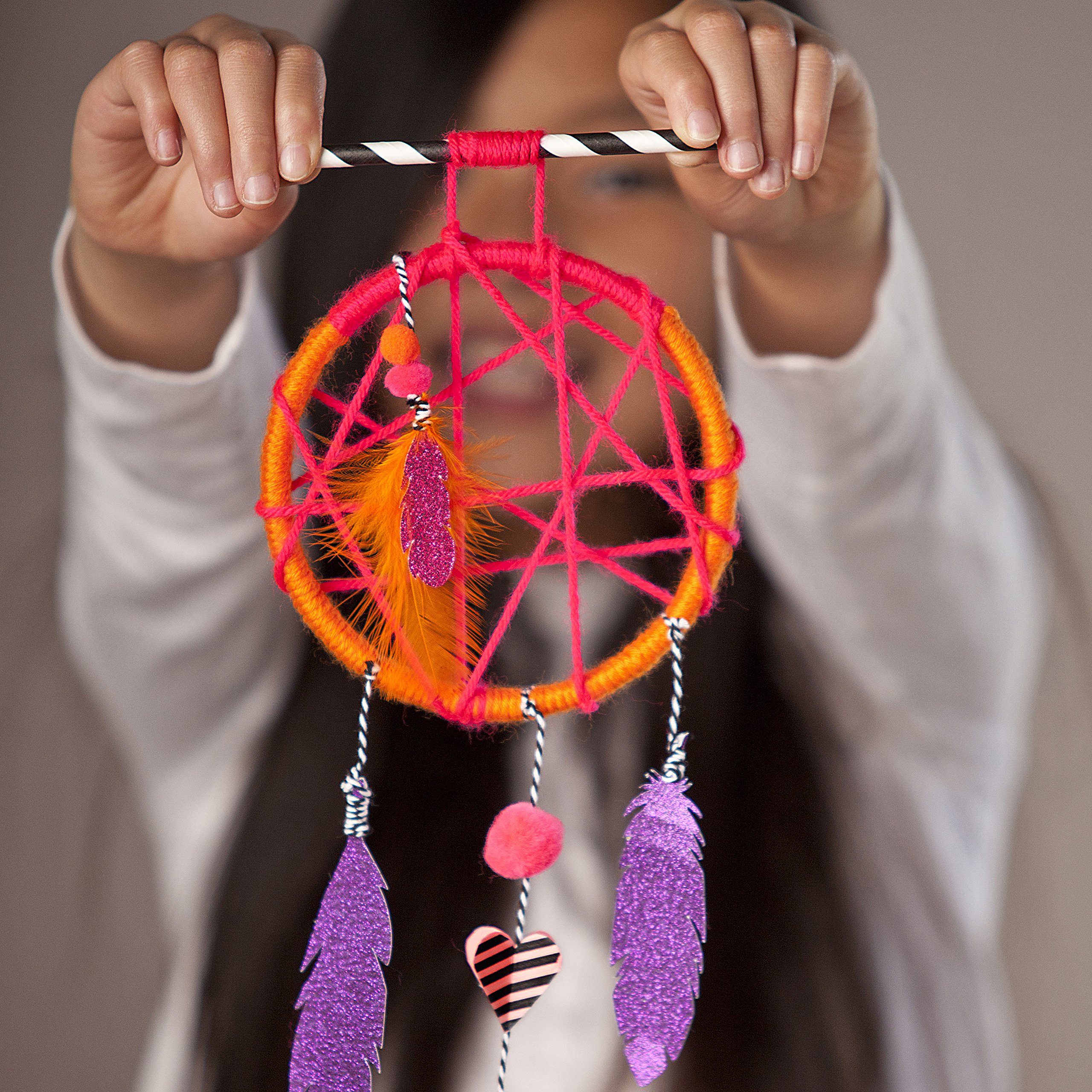 Craft-tastic – Dream Catcher Kit – Craft Kit Makes 2 Dream Catchers