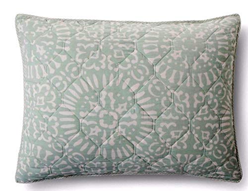 Threshold Tile Medallion Standard Quilt Sham 26x20" light green/white