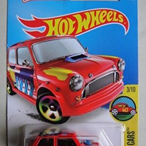 HOT WHEELS HW ART CARS 3/10 RED MORRIS MINI 193/250 INTERNATIONAL SHOWDOWN CARD