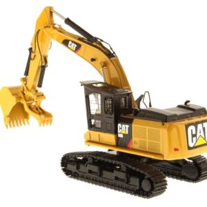 Diecast Masters 1:50 Caterpillar 568 GF Road Builder – High Line Series 85923