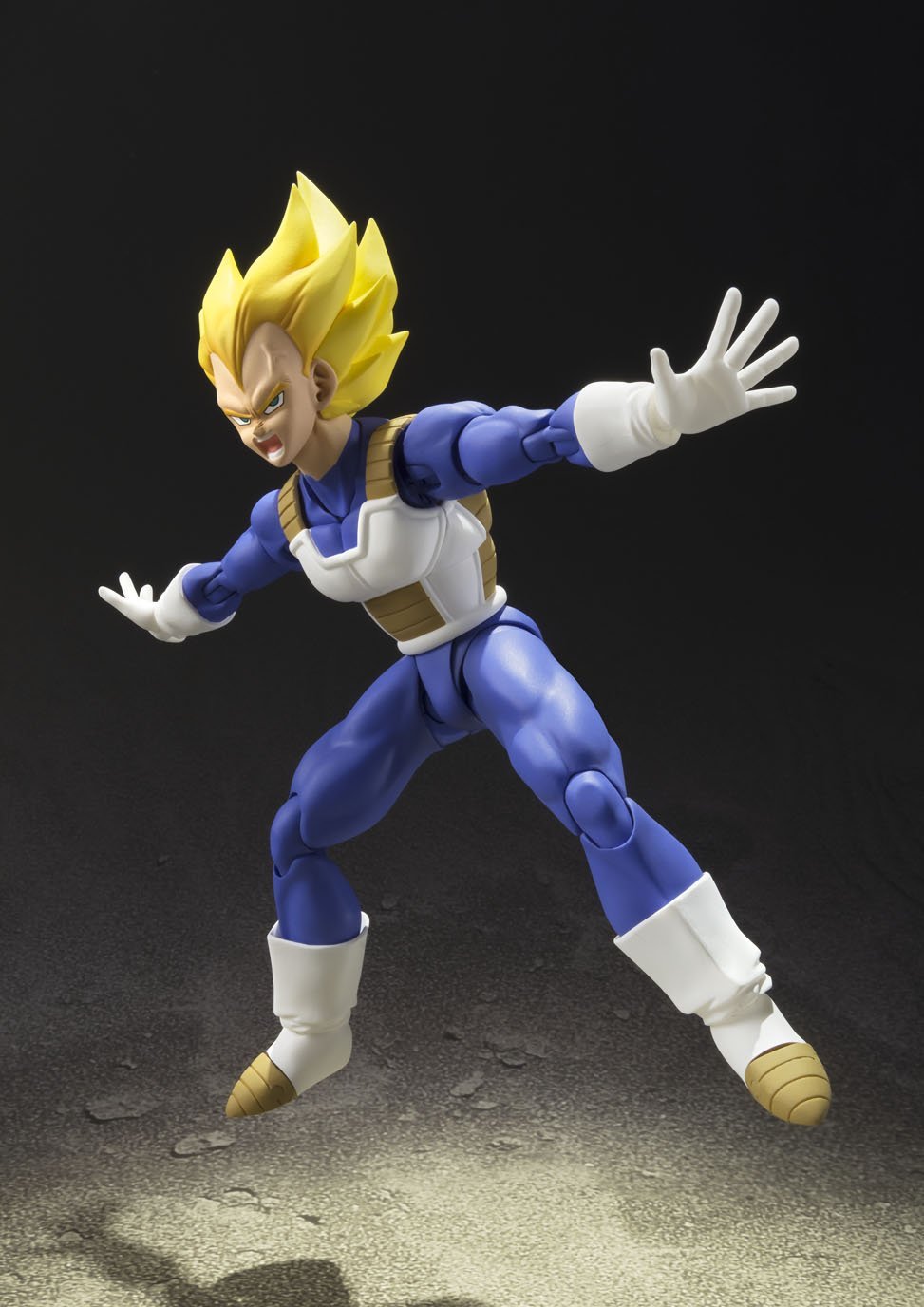 Bandai Tamashii Nations S.H. Figuarts Super Saiyan Vegeta (Cell Saga) "Dragon Ball Z" Action Figure