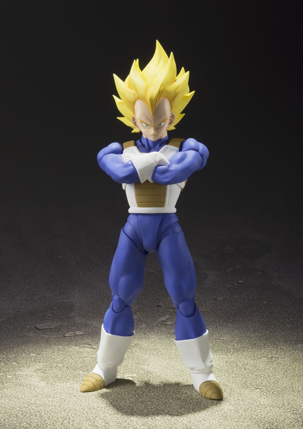 Bandai Tamashii Nations S.H. Figuarts Super Saiyan Vegeta (Cell Saga) "Dragon Ball Z" Action Figure