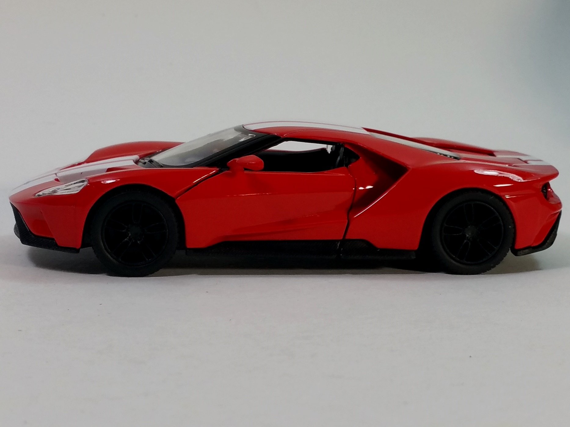 KiNSMART 2017 Ford GT Hardtop Red 1:38 Scale 5" Die Cast Metal Model Toy Super Sports Car