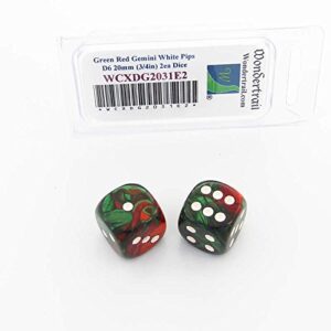 wondertrail wcxdg2031e2 green and red gemini dice with white pips 20mm (3/4in) d6 pack of 2