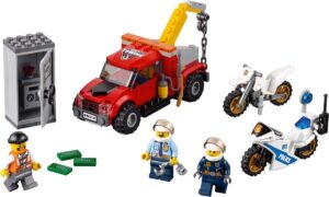 lego city police tow truck trouble 60137 building toy (144 pieces)