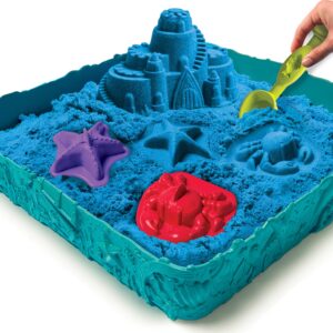 Kinetic Sand - Sandcastle Set with 1lb of Kinetic Sand and Tools and Molds (Color May Vary)