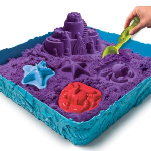 Kinetic Sand - Sandcastle Set with 1lb of Kinetic Sand and Tools and Molds (Color May Vary)