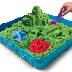 Kinetic Sand - Sandcastle Set with 1lb of Kinetic Sand and Tools and Molds (Color May Vary)