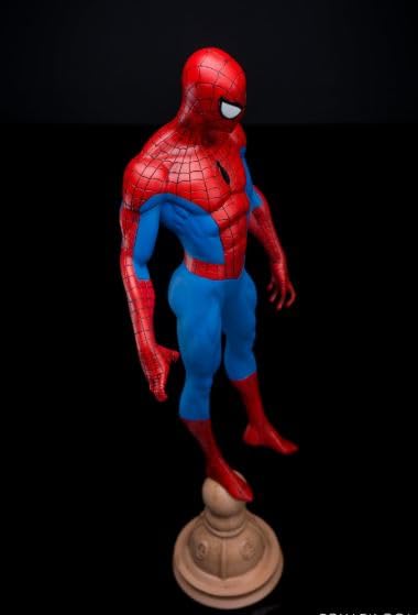 Diamond Select Toys Marvel Gallery Spider-Man PVC Figure