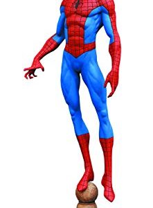 Diamond Select Toys Marvel Gallery Spider-Man PVC Figure